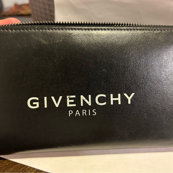 Givenchy | Accessories | Givenchy Black And White Key Card Holder ...